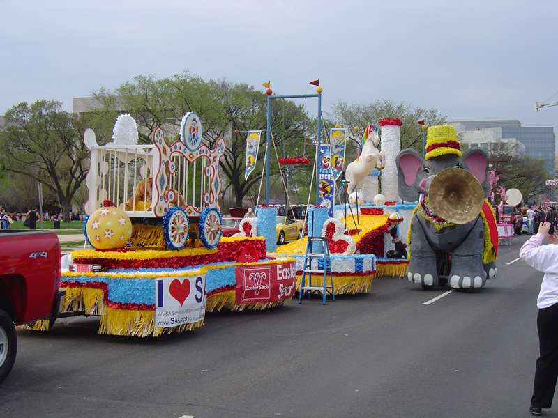 Shaw Parades | Contact Shaw Parades for all your parade float rental ...