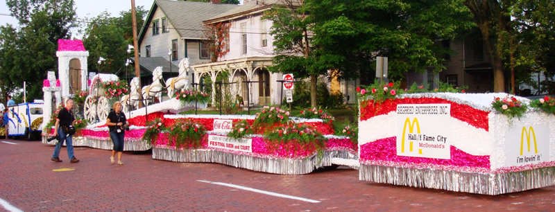Shaw Parades | Contact Shaw Parades for all your parade float rental ...