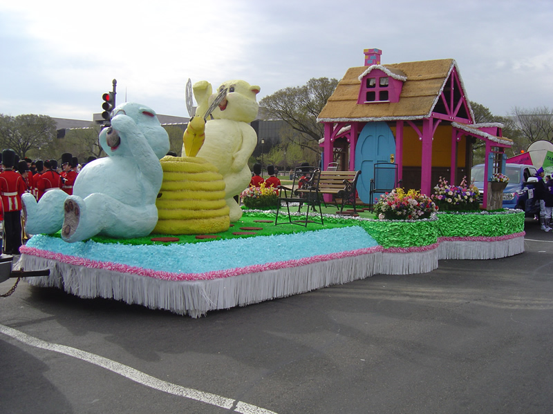 Shaw Parades | Contact Shaw Parades for all your parade float rental ...